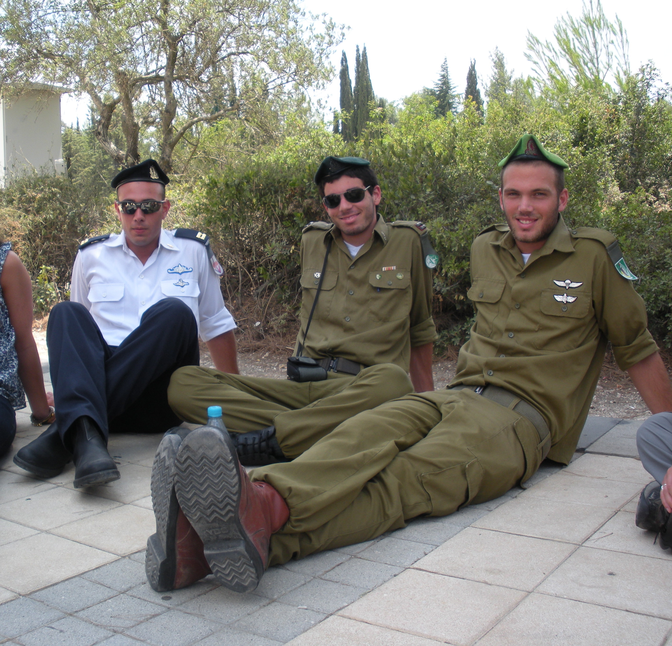 Solve Israel's Problems » Please Share Our ArticlesMen In The Israel ...